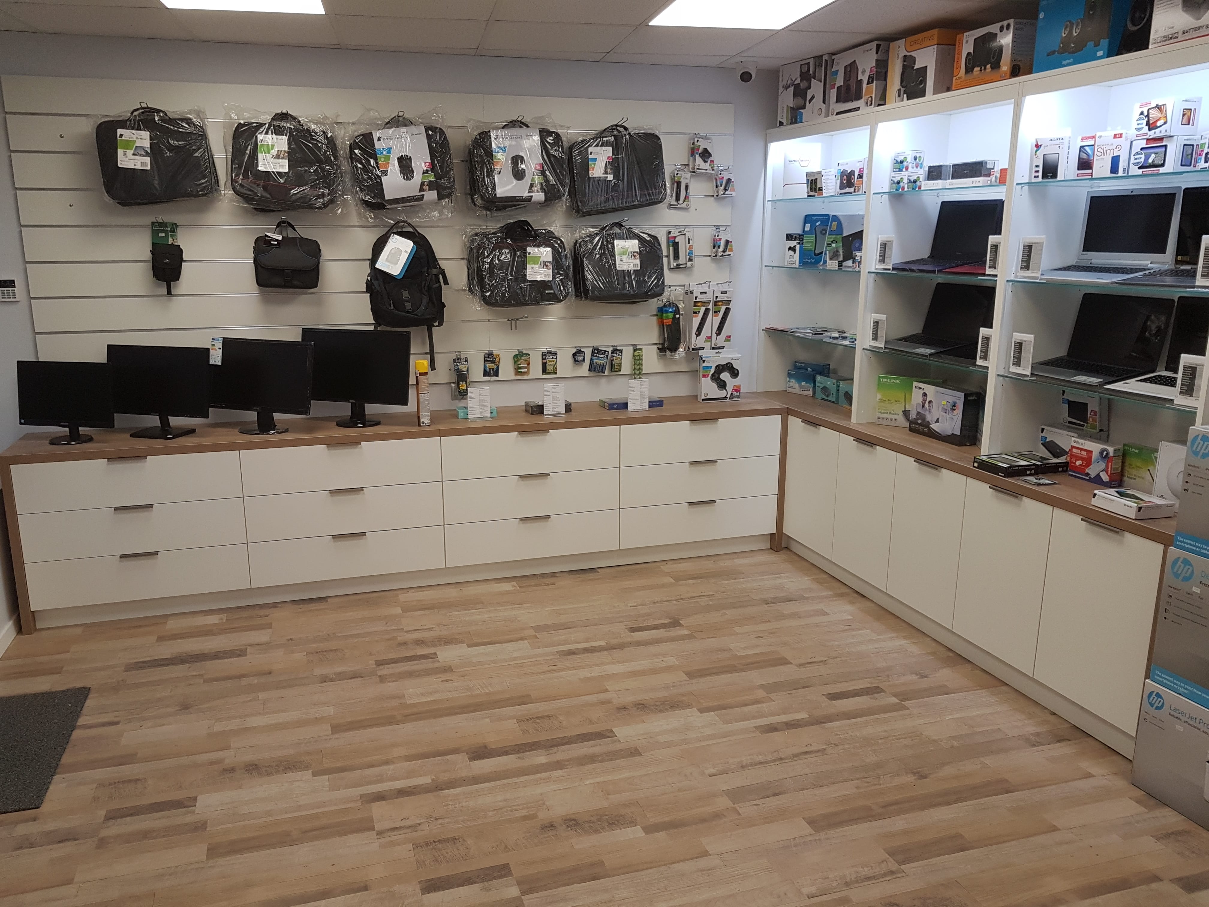 Oddział Wolsztyn - COMland Komputery